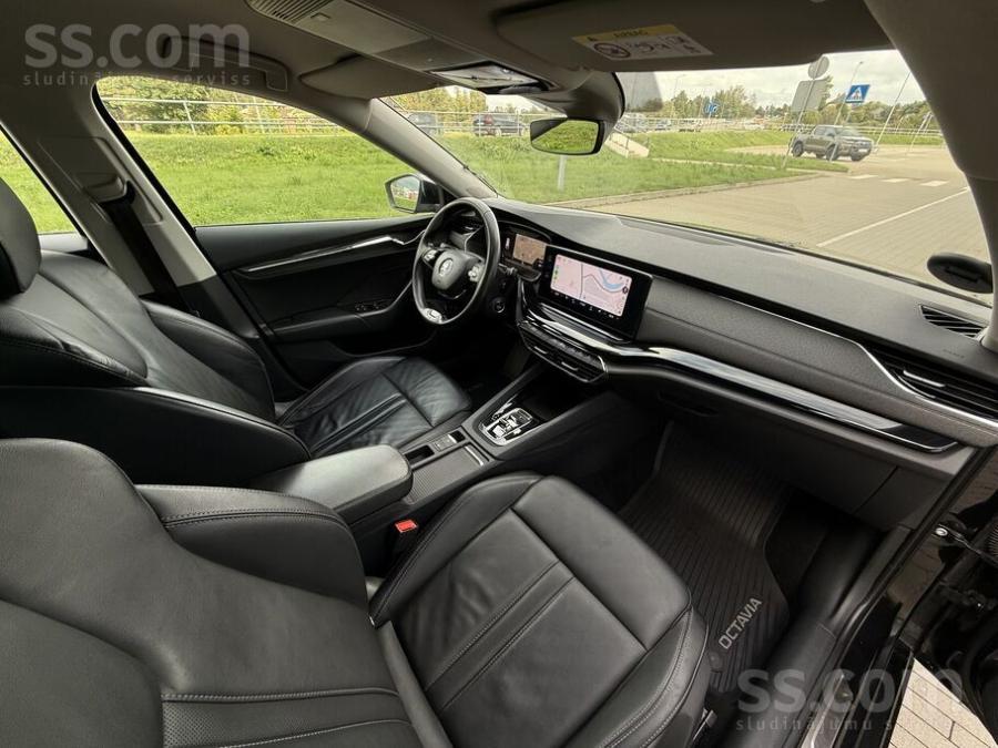 Black Skoda Octavia 2022 in Rezekne, with an engine capacity of 2.00 L and mileage of 222 thousand km for 10990 €, photo 13 on AUTOMOTO.COM.LV
