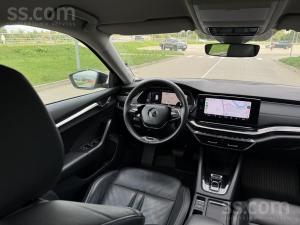 Black Skoda Octavia 2022 in Rezekne, with an engine capacity of 2.00 L and mileage of 222 thousand km for 10990 €, photo 16 on AUTOMOTO.COM.LV