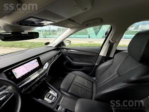 Black Skoda Octavia 2022 in Rezekne, with an engine capacity of 2.00 L and mileage of 222 thousand km for 10990 €, photo 17 on AUTOMOTO.COM.LV