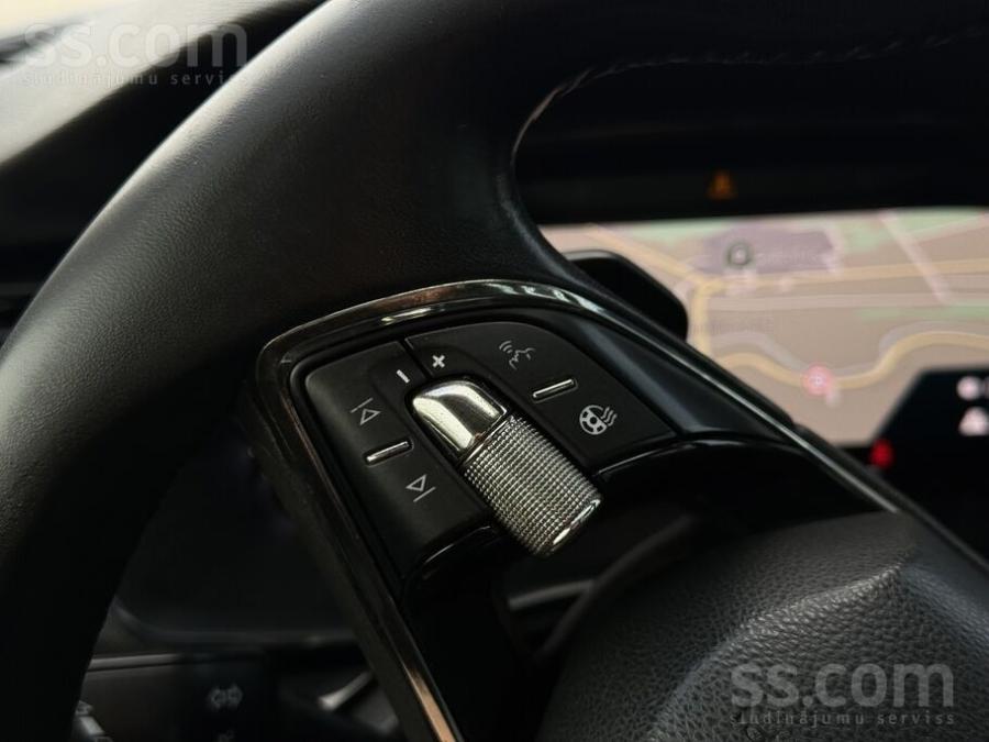 Black Skoda Octavia 2022 in Rezekne, with an engine capacity of 2.00 L and mileage of 222 thousand km for 10990 €, photo 19 on AUTOMOTO.COM.LV