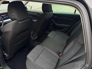 Black Skoda Octavia 2022 in Utena, with an engine capacity of 0.00 L and mileage of 184 thousand km for 14999 €, photo 8 on AUTOMOTO.COM.LV