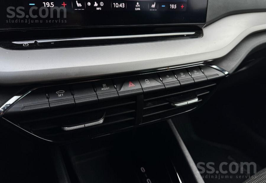 Melns Skoda Octavia 2023 Kuldīga, ar dzinēja tilpumu 2.00 L un nobraukumu 0 tūkst. km par 19500 €, foto 10 vietnē AUTOMOTO.COM.LV