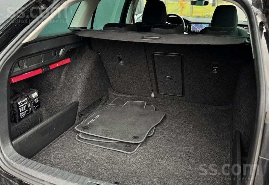 Melns Skoda Octavia 2023 Kuldīga, ar dzinēja tilpumu 2.00 L un nobraukumu 0 tūkst. km par 19500 €, foto 18 vietnē AUTOMOTO.COM.LV