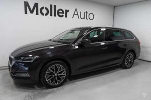 Black Skoda Octavia 2023 in Vilnius, with an engine capacity of 2.00 L and mileage of 152 thousand km for 18900 €, photo 3 on AUTOMOTO.COM.LV