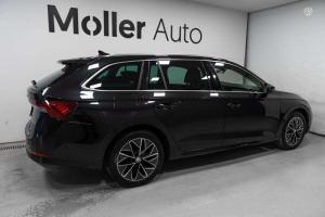 Black Skoda Octavia 2023 in Vilnius, with an engine capacity of 2.00 L and mileage of 152 thousand km for 18900 €, photo 5 on AUTOMOTO.COM.LV