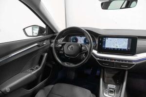 Black Skoda Octavia 2023 in Vilnius, with an engine capacity of 2.00 L and mileage of 152 thousand km for 18900 €, photo 11 on AUTOMOTO.COM.LV