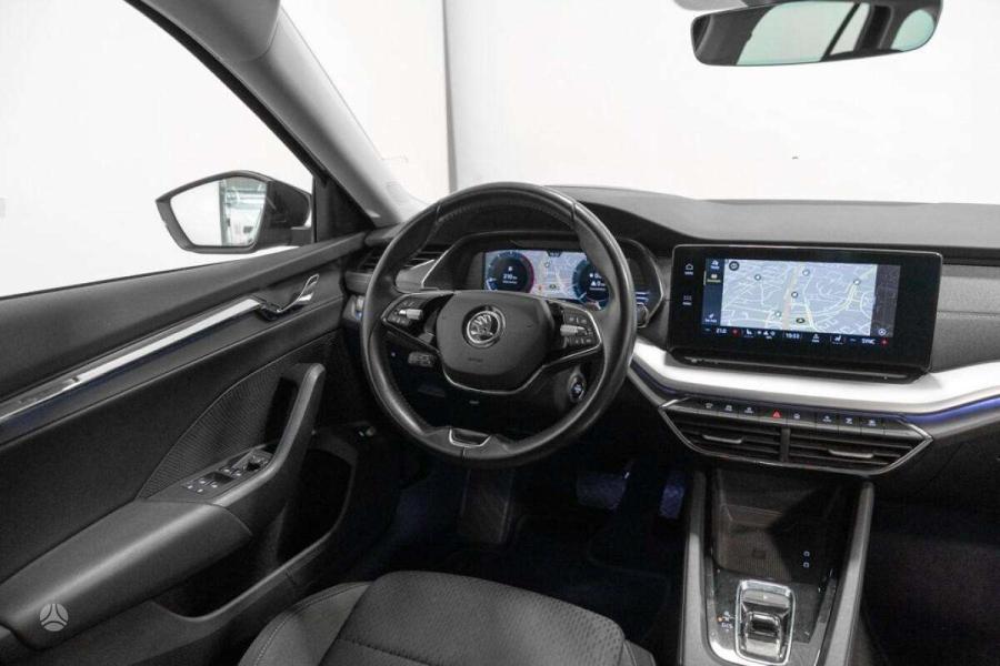 Black Skoda Octavia 2023 in Vilnius, with an engine capacity of 2.00 L and mileage of 152 thousand km for 18900 €, photo 11 on AUTOMOTO.COM.LV