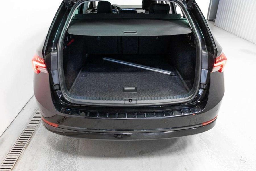 Black Skoda Octavia 2023 in Vilnius, with an engine capacity of 2.00 L and mileage of 152 thousand km for 18900 €, photo 22 on AUTOMOTO.COM.LV