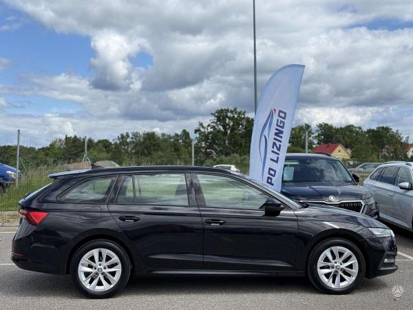 Black Skoda Octavia 2023 in Vilnius, with an engine capacity of 1.97 L and mileage of 212 thousand km for 14500 €, photo 2 on AUTOMOTO.COM.LV