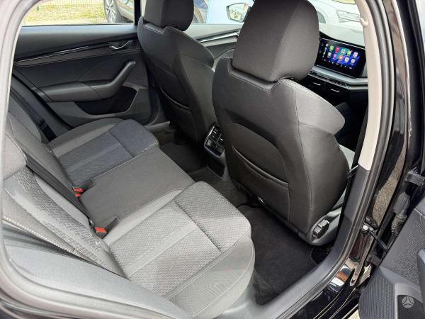Black Skoda Octavia 2023 in Vilnius, with an engine capacity of 1.97 L and mileage of 212 thousand km for 14500 €, photo 9 on AUTOMOTO.COM.LV