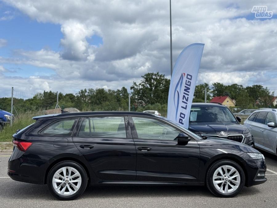 Black Skoda Octavia 2023 in Vilnius, with an engine capacity of 2.00 L and mileage of 212 thousand km for 14499 €, photo 3 on AUTOMOTO.COM.LV