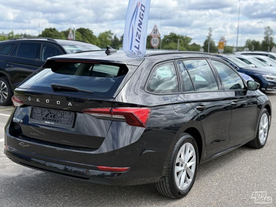 Black Skoda Octavia 2023 in Vilnius, with an engine capacity of 2.00 L and mileage of 212 thousand km for 14499 €, photo 4 on AUTOMOTO.COM.LV