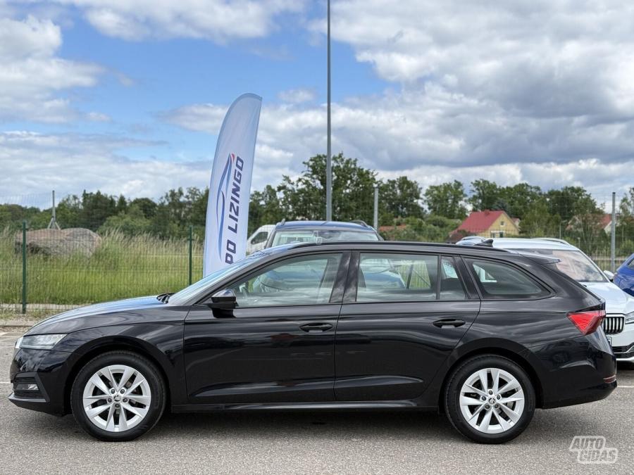 Black Skoda Octavia 2023 in Vilnius, with an engine capacity of 2.00 L and mileage of 212 thousand km for 14499 €, photo 7 on AUTOMOTO.COM.LV