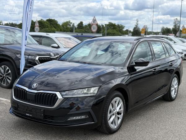 Black Skoda Octavia 2023 in Vilnius, with an engine capacity of 2.00 L and mileage of 212 thousand km for 14499 €, photo 8 on AUTOMOTO.COM.LV