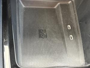 Black Skoda Octavia 2023 in Vilnius, with an engine capacity of 2.00 L and mileage of 212 thousand km for 14499 €, photo 26 on AUTOMOTO.COM.LV