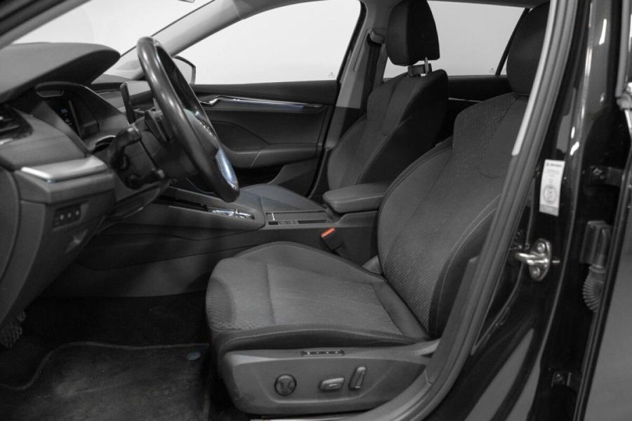 Melns Skoda Octavia 2023 Viļņa, ar dzinēja tilpumu 2.00 L un nobraukumu 152 tūkst. km par 18900 €, foto 6 vietnē AUTOMOTO.COM.LV