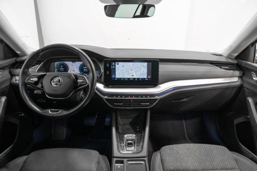Melns Skoda Octavia 2023 Viļņa, ar dzinēja tilpumu 2.00 L un nobraukumu 152 tūkst. km par 18900 €, foto 10 vietnē AUTOMOTO.COM.LV