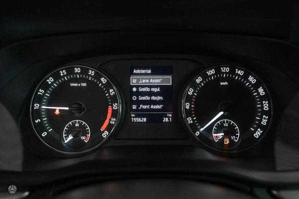 Melns Skoda Octavia 2023 Viļņa, ar dzinēja tilpumu 2.00 L un nobraukumu 156 tūkst. km par 17550 €, foto 10 vietnē AUTOMOTO.COM.LV