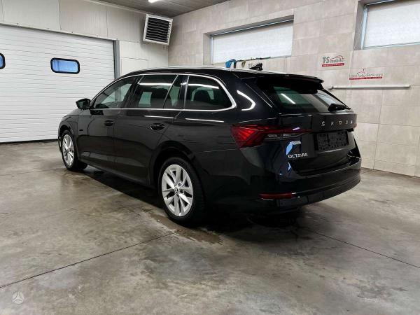 Melns Skoda Octavia 2023 Marijampole, ar dzinēja tilpumu 1.00 L un nobraukumu 198 tūkst. km par 12088 €, foto 6 vietnē AUTOMOTO.COM.LV
