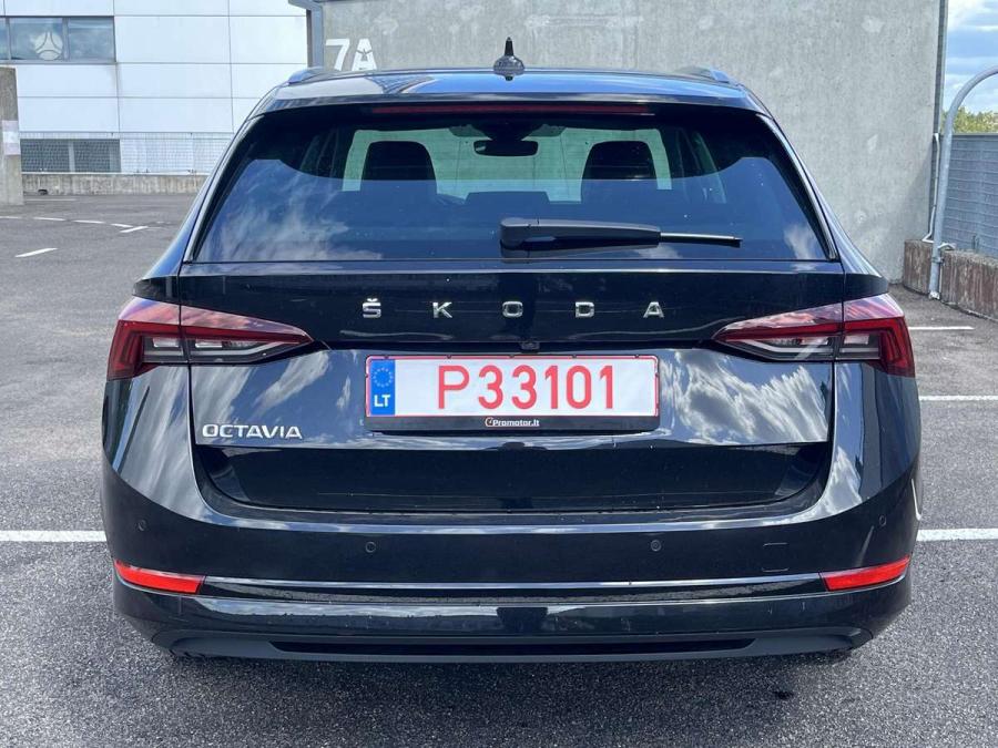 Black Skoda Octavia 2023 in Vilnius, with an engine capacity of 1.97 L and mileage of 166 thousand km for 17908 €, photo 6 on AUTOMOTO.COM.LV