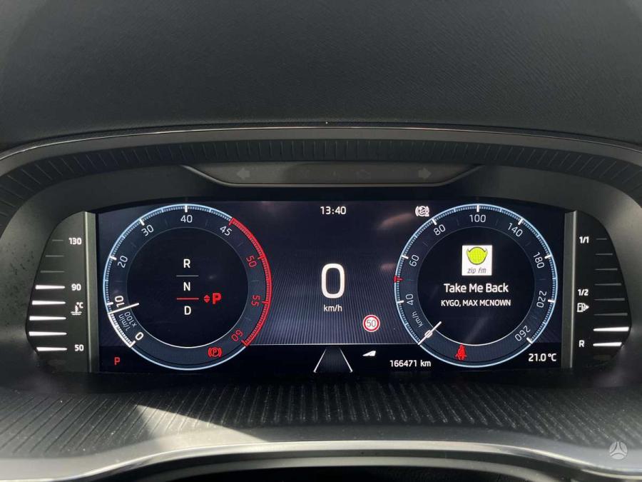 Black Skoda Octavia 2023 in Vilnius, with an engine capacity of 1.97 L and mileage of 166 thousand km for 17908 €, photo 18 on AUTOMOTO.COM.LV