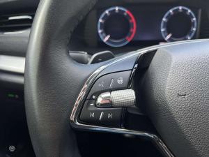 Black Skoda Octavia 2023 in Vilnius, with an engine capacity of 1.97 L and mileage of 166 thousand km for 17908 €, photo 19 on AUTOMOTO.COM.LV