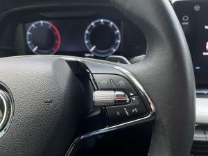Black Skoda Octavia 2023 in Vilnius, with an engine capacity of 1.97 L and mileage of 166 thousand km for 17908 €, photo 20 on AUTOMOTO.COM.LV