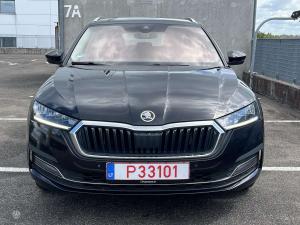 Black Skoda Octavia 2023 in Vilnius, with an engine capacity of 0.00 L and mileage of 299 thousand km for 9997 €, photo 4 on AUTOMOTO.COM.LV