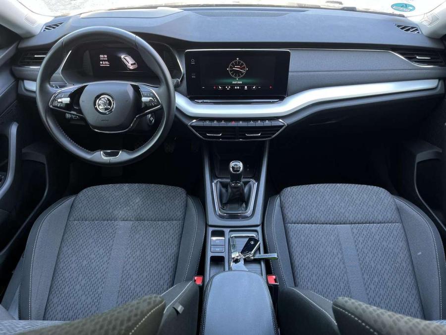 Black Skoda Octavia 2023 in Vilnius, with an engine capacity of 0.00 L and mileage of 299 thousand km for 9997 €, photo 14 on AUTOMOTO.COM.LV