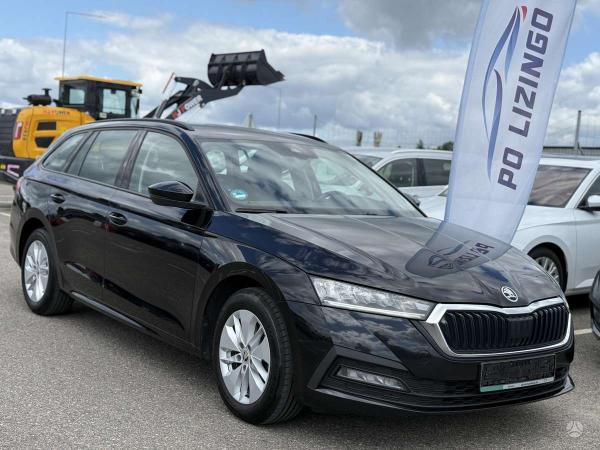 Black Skoda Octavia 2023 in Vilnius, with an engine capacity of 0.00 L and mileage of 216 thousand km for 13999 €, photo 1 on AUTOMOTO.COM.LV