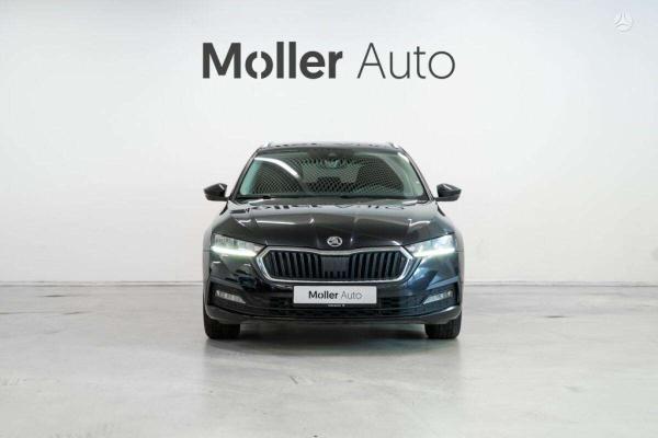 Black Skoda Octavia 2023 in Vilnius, with an engine capacity of 2.00 L and mileage of 156 thousand km for 16900 €, photo 5 on AUTOMOTO.COM.LV