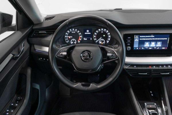 Black Skoda Octavia 2023 in Vilnius, with an engine capacity of 2.00 L and mileage of 156 thousand km for 16900 €, photo 9 on AUTOMOTO.COM.LV