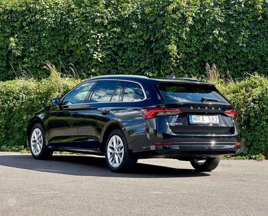 Melns Skoda Octavia 2023 Viļņa, ar dzinēja tilpumu 2.00 L un nobraukumu 80 tūkst. km par 19900 €, foto 13 vietnē AUTOMOTO.COM.LV