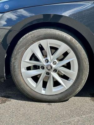 Melns Skoda Octavia 2023 Viļņa, ar dzinēja tilpumu 2.00 L un nobraukumu 80 tūkst. km par 19900 €, foto 17 vietnē AUTOMOTO.COM.LV