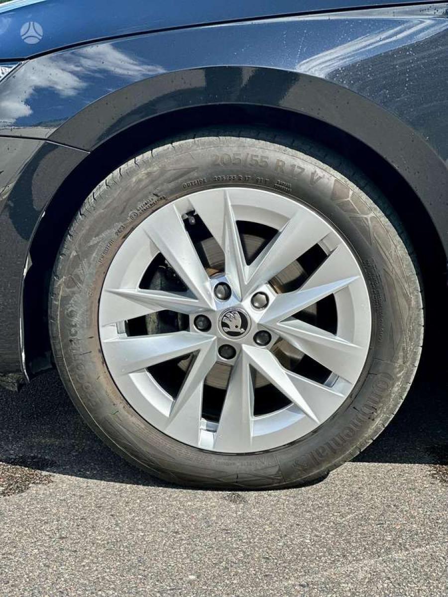 Melns Skoda Octavia 2023 Viļņa, ar dzinēja tilpumu 2.00 L un nobraukumu 80 tūkst. km par 19900 €, foto 17 vietnē AUTOMOTO.COM.LV