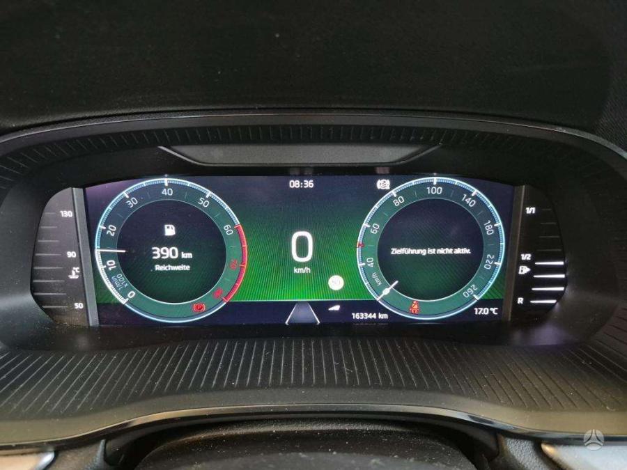 Black Skoda Octavia 2023 in Vilnius, with an engine capacity of 1.50 L and mileage of 163 thousand km for 16400 €, photo 8 on AUTOMOTO.COM.LV