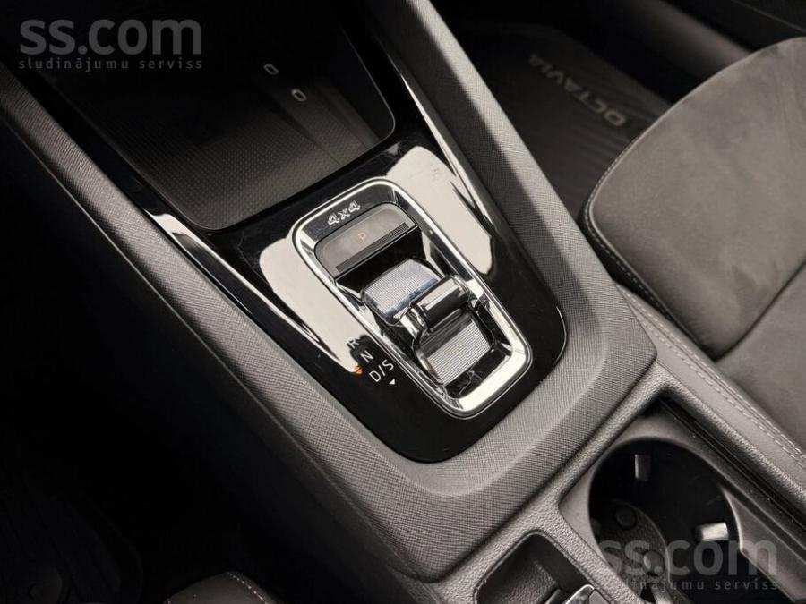 Melns Skoda Octavia 2023 Rīga, ar dzinēja tilpumu 2.00 L un nobraukumu 158 tūkst. km par 21490 €, foto 12 vietnē AUTOMOTO.COM.LV