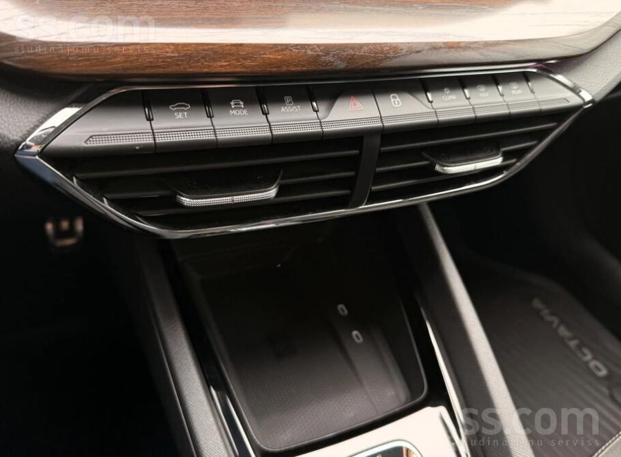 Melns Skoda Octavia 2023 Rīga, ar dzinēja tilpumu 2.00 L un nobraukumu 158 tūkst. km par 21490 €, foto 13 vietnē AUTOMOTO.COM.LV