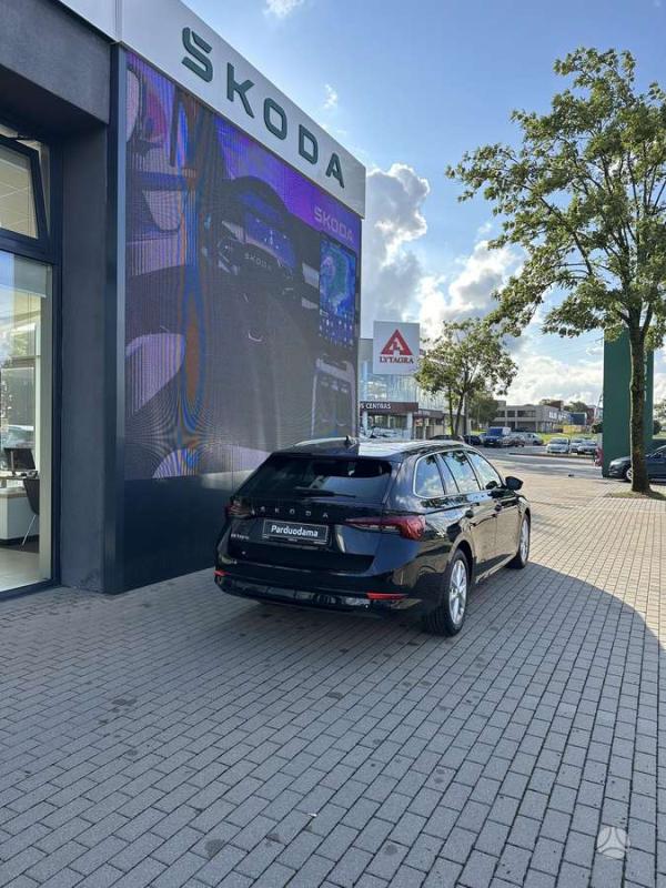 Melns Skoda Octavia 2023 Klaipėda, ar dzinēja tilpumu 1.97 L un nobraukumu 186 tūkst. km par 16800 €, foto 4 vietnē AUTOMOTO.COM.LV