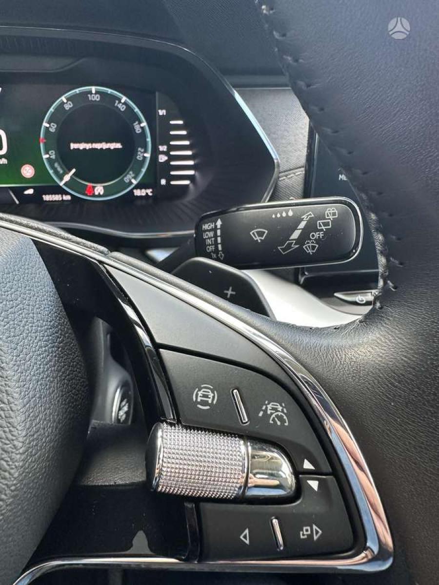 Melns Skoda Octavia 2023 Klaipėda, ar dzinēja tilpumu 1.97 L un nobraukumu 186 tūkst. km par 16800 €, foto 17 vietnē AUTOMOTO.COM.LV