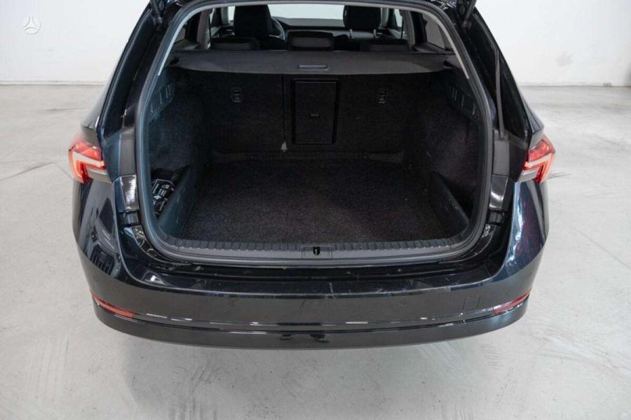 Melns Skoda Octavia 2023 Viļņa, ar dzinēja tilpumu 2.00 L un nobraukumu 156 tūkst. km par 16750 €, foto 17 vietnē AUTOMOTO.COM.LV