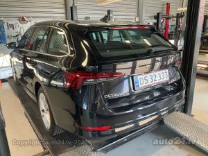 Black Skoda Octavia 2023 in Tallinn, with an engine capacity of 2.00 L and mileage of 129 thousand km for 18490 €, photo 5 on AUTOMOTO.COM.LV