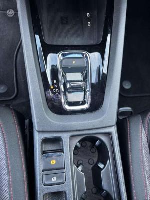 Black Skoda Octavia 2023 in Vilnius, with an engine capacity of 2.00 L and mileage of 168 thousand km for 20800 €, photo 17 on AUTOMOTO.COM.LV