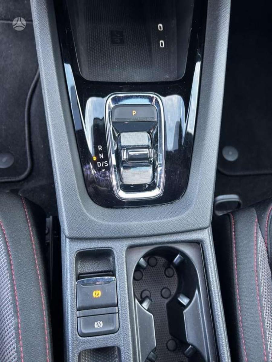 Black Skoda Octavia 2023 in Vilnius, with an engine capacity of 2.00 L and mileage of 168 thousand km for 20800 €, photo 17 on AUTOMOTO.COM.LV
