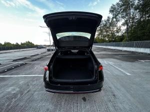 Black Skoda Octavia 2023 in Vilnius, with an engine capacity of 2.00 L and mileage of 168 thousand km for 20800 €, photo 23 on AUTOMOTO.COM.LV
