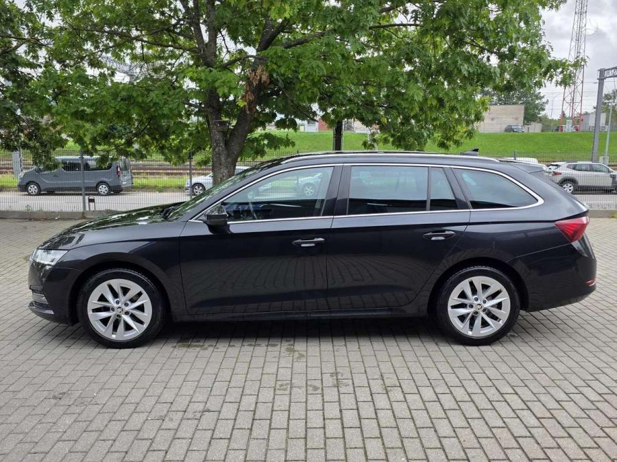 Black Skoda Octavia 2023 in Vilnius, with an engine capacity of 1.97 L and mileage of 135 thousand km for 18300 €, photo 7 on AUTOMOTO.COM.LV