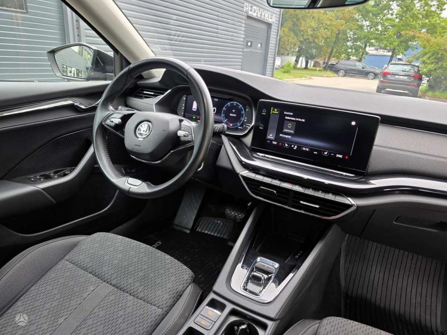 Black Skoda Octavia 2023 in Vilnius, with an engine capacity of 1.97 L and mileage of 135 thousand km for 18300 €, photo 12 on AUTOMOTO.COM.LV
