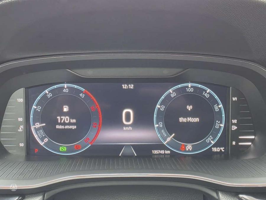 Black Skoda Octavia 2023 in Vilnius, with an engine capacity of 1.97 L and mileage of 135 thousand km for 18300 €, photo 14 on AUTOMOTO.COM.LV