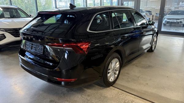 Melns Skoda Octavia 2023 Rīga, ar dzinēja tilpumu 2.00 L un nobraukumu 129 tūkst. km par 13900 €, foto 5 vietnē AUTOMOTO.COM.LV