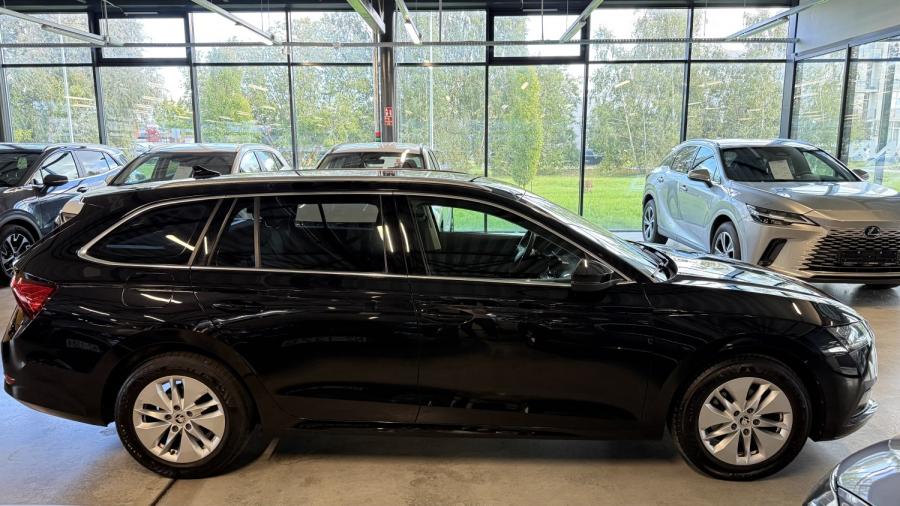 Melns Skoda Octavia 2023 Rīga, ar dzinēja tilpumu 2.00 L un nobraukumu 129 tūkst. km par 13900 €, foto 6 vietnē AUTOMOTO.COM.LV